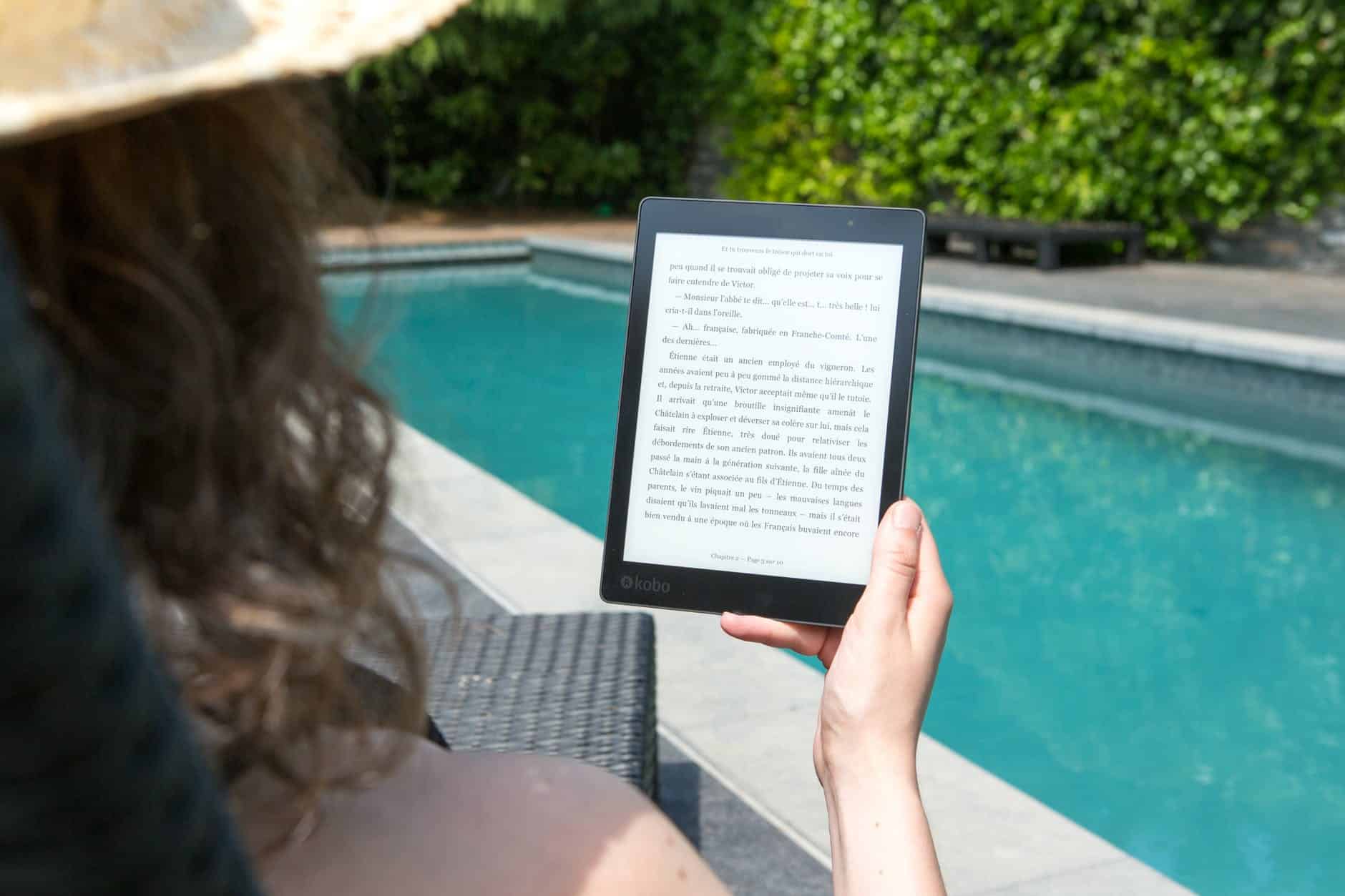 The Great Reading Debate: E-Readers Vs. Paper Books - Writing Agency ...